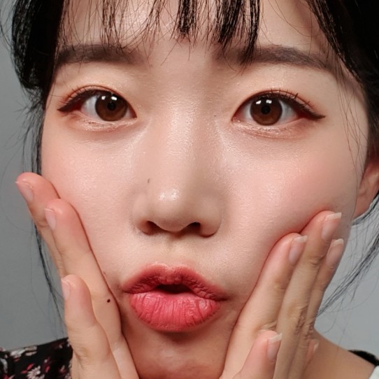 네이버 인플루언서: 나예리의 홈